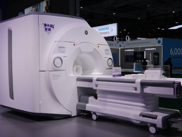 进博会|探馆医疗器械展区 感受“黑科技”魅力--中国食品药品网